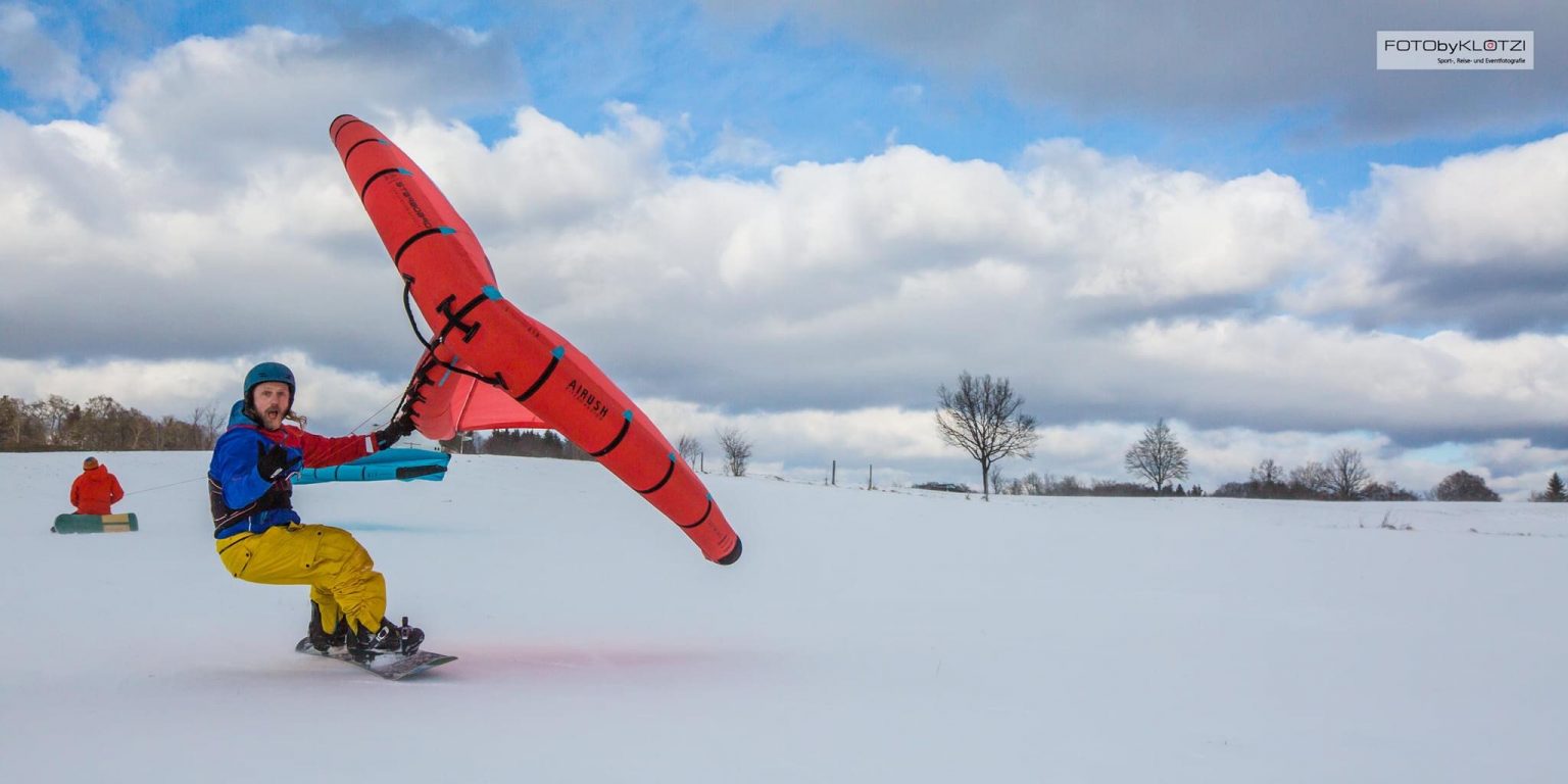 Snowboarden mit dem Wing - der neue Wintersport